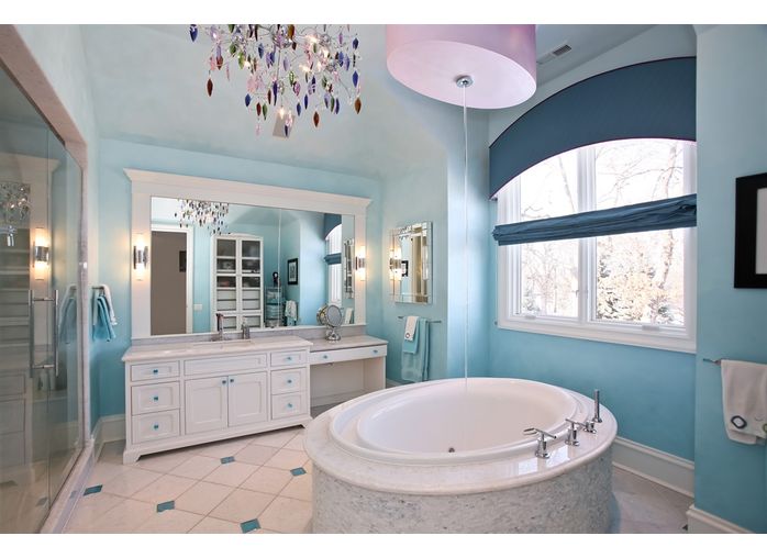 Spring 2015 Home Trend: Stunning Spa - Inspired Baths